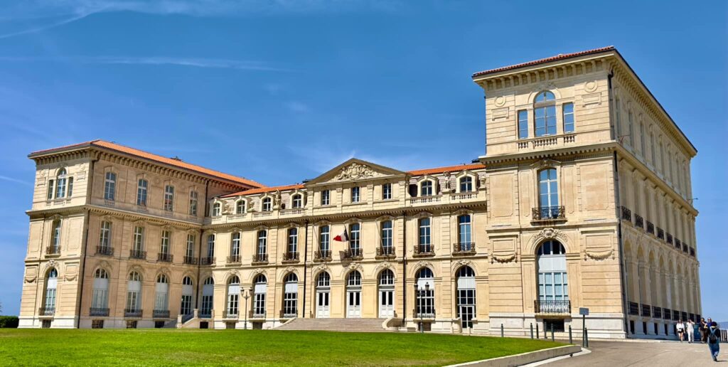 Site à visiter : Le Pharo à Marseille - Guide Sud Provence